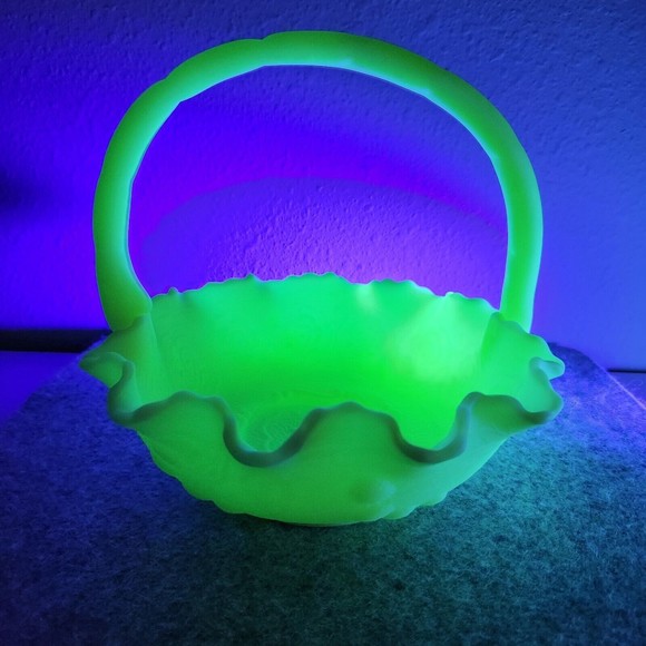 Fenton | Art | Vintage Fenton Custard Glass Uranium Green Yellow ...
